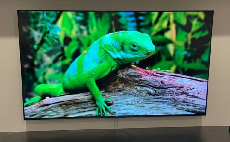 TCL 98" QLED TV | Wall Mounting in Stirling | Pro TV Perth